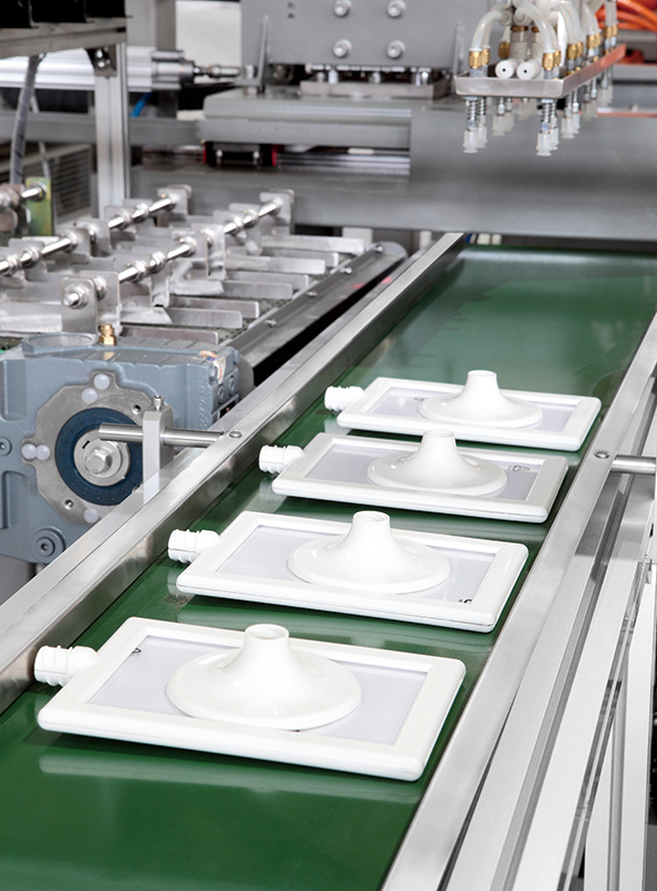 Robots First Used in Smart Manufacturing of IKEA Photo Frames - TECH-LONG