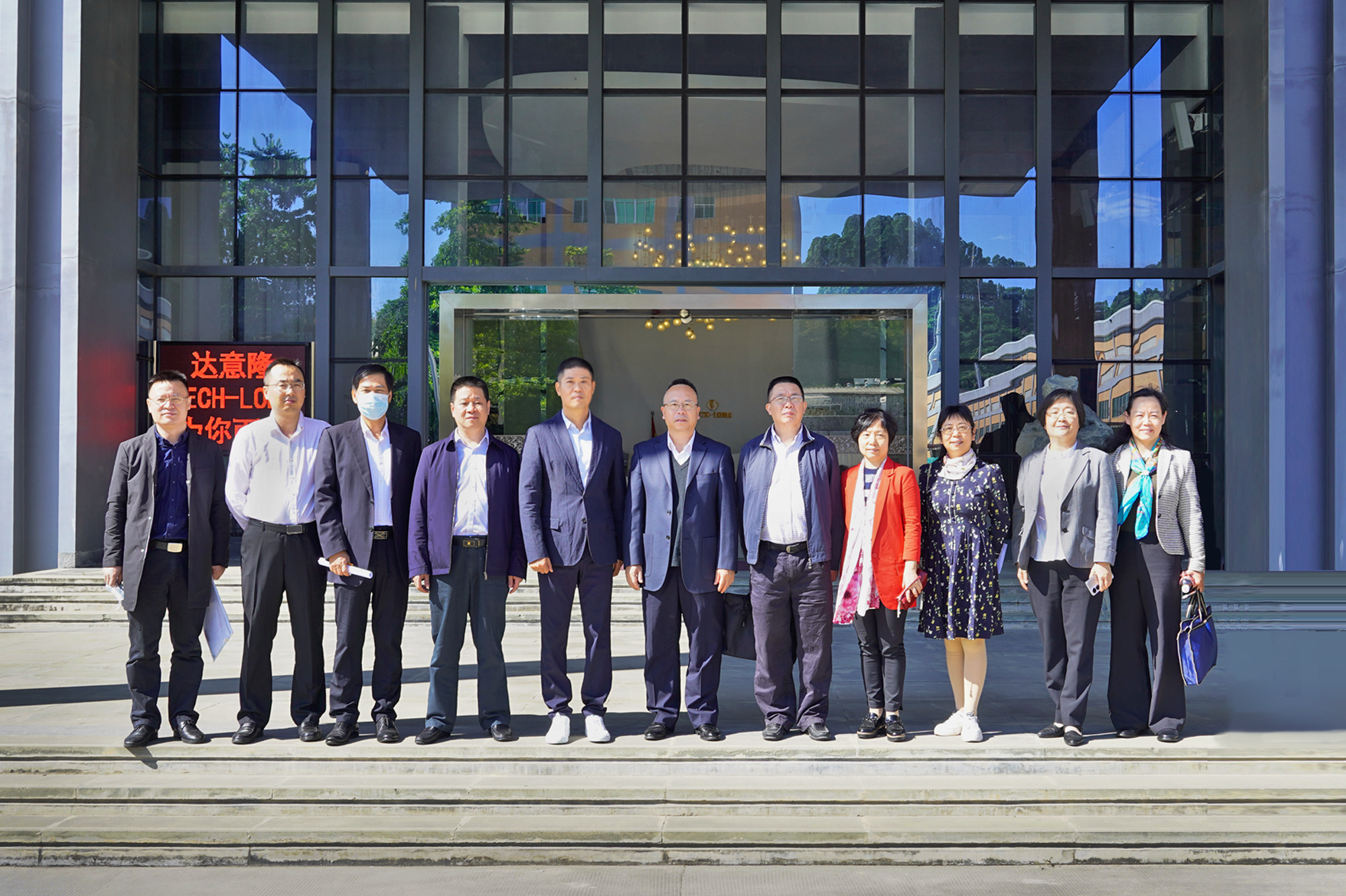 What Are the Quality Standards for Blow Molding Machines?: Things You ...