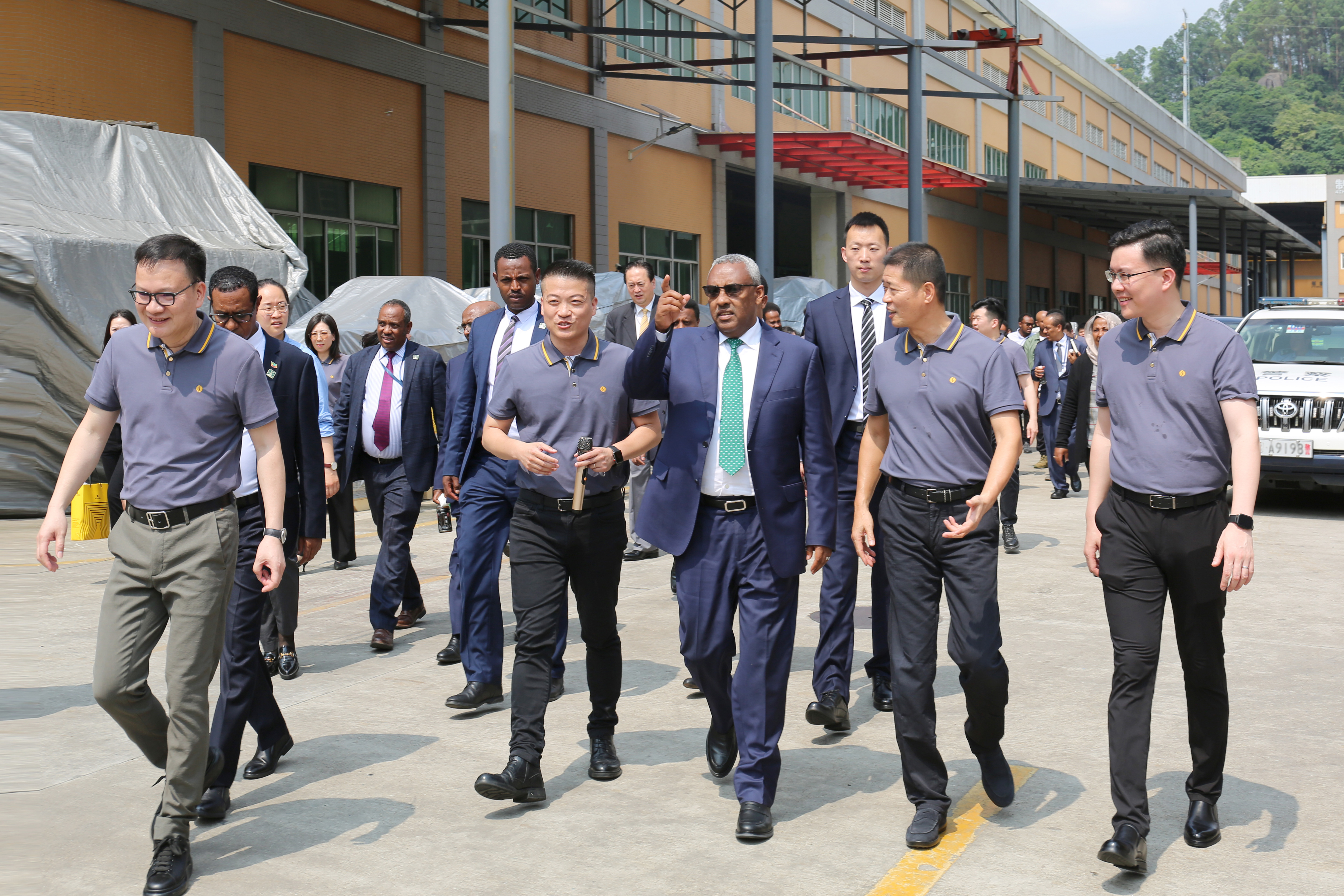 The Deputy Prime Minister of Ethiopia Visited Tech-Long to Jointly Draw ...